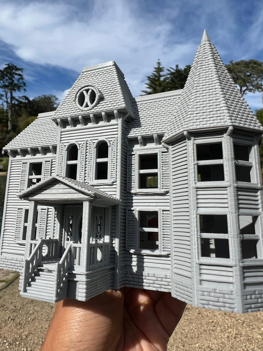 Miniature #38 Gray HO-Scale Neibolt House IT Victorian Mansion Built A ...