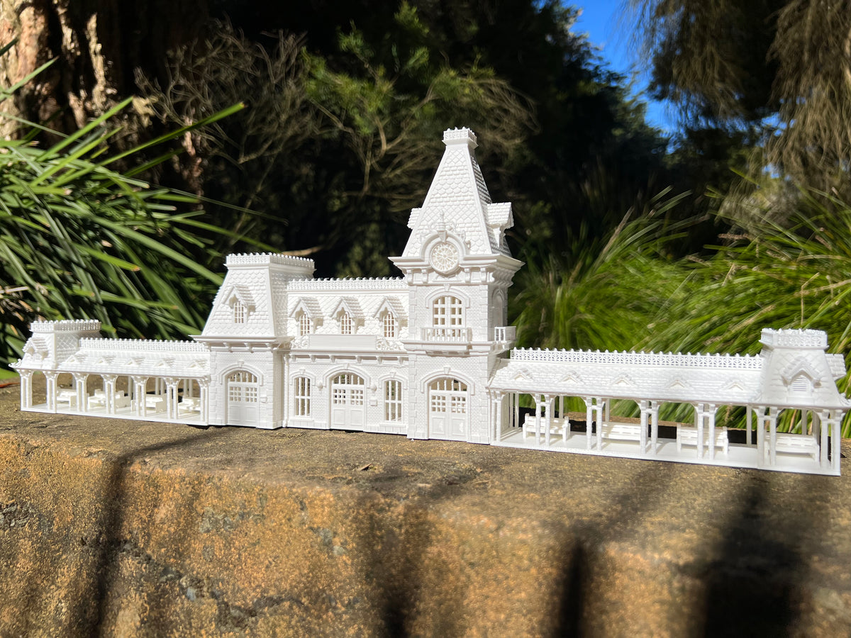 Miniature Victorian #36 Main Street Station Depot HO Gauge Scale 1:87 ...