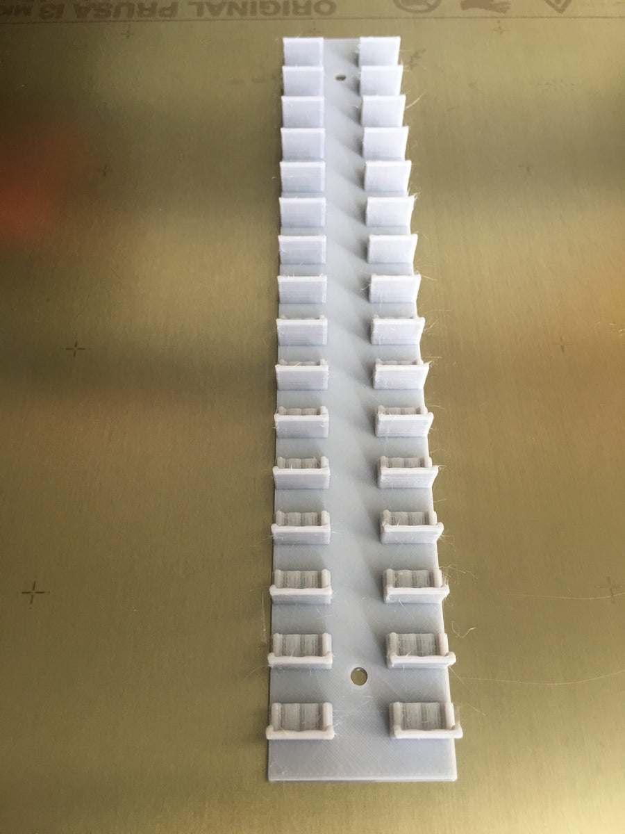 HO Scale Gray Passenger Train Car Interior MDC Roundhouse 50” Coach ...